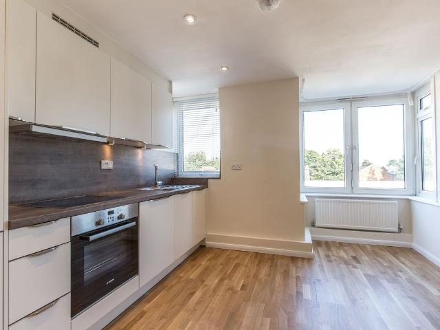 Denmark Road, London SE5, Studio to rent, £1,450 pcm | PrimeLocation