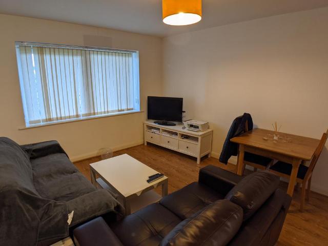 Denmark Road, Manchester M15 2 bed flat to rent £1,307 pcm £302 pw