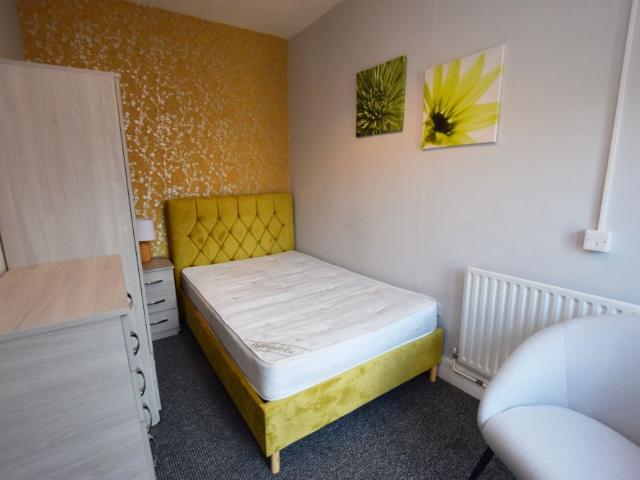 Denmark Road, Northampton NN1, 1 bed terraced house to rent, £688 pcm | PrimeLocation