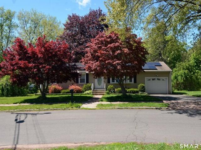 Dennis Cir, Hamden, Home For Sale
