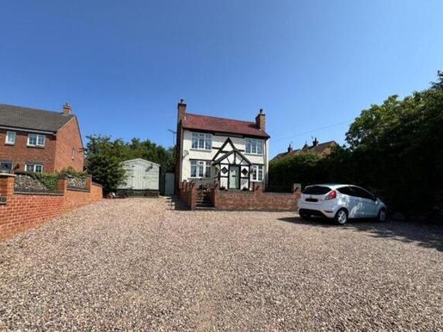 Dennis Street, Hugglescote, 3 Bedroom Detached