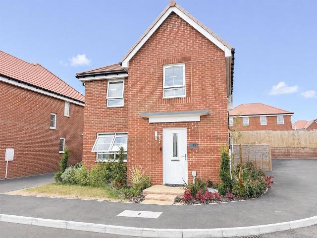 Dennis Way, Lower Willingdon BN22, 4 bed detached house to rent, £1,995 pcm | PrimeLocation