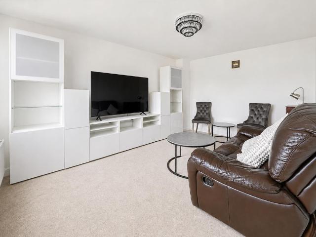 Dennis Way, Lower Willingdon, BN22 0EF