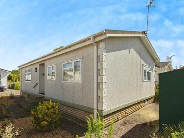 Denny End Road, Waterbeach, 2 Bedroom Park