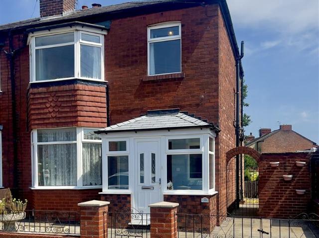 Denstone Road, Salford M6, 3 bed property to rent, £1,500 pcm | PrimeLocation