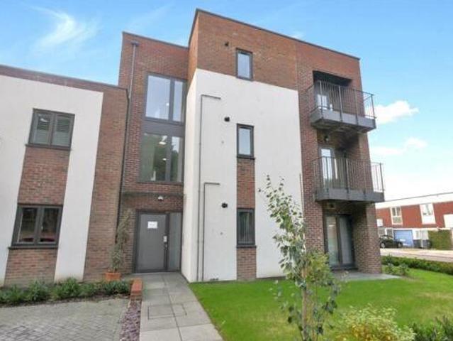 Deora Place, Salvington Road, 2 Bedroom Apartment