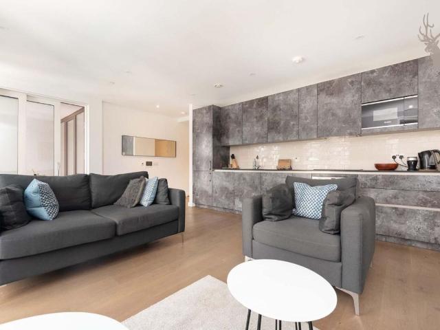 Deacon Street, Elephant & Castle SE17, 1 bed flat to rent, £2,700 pcm | PrimeLocation