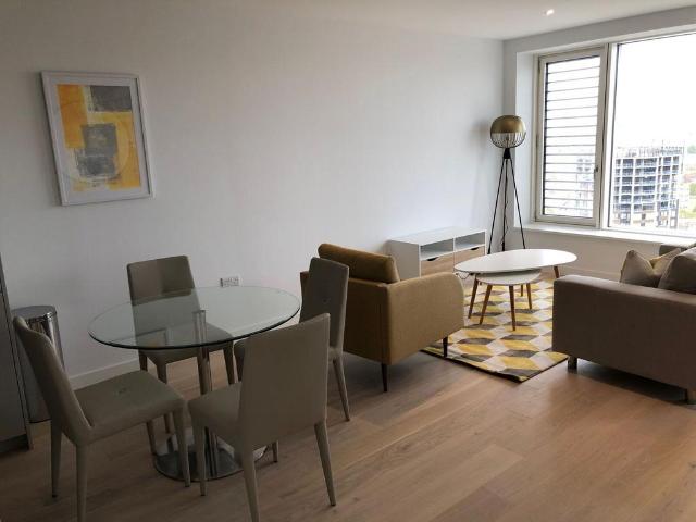 Deacon Street, Southwark, London, SE17 1 bed flat to rent £2,850 pcm £658 pw