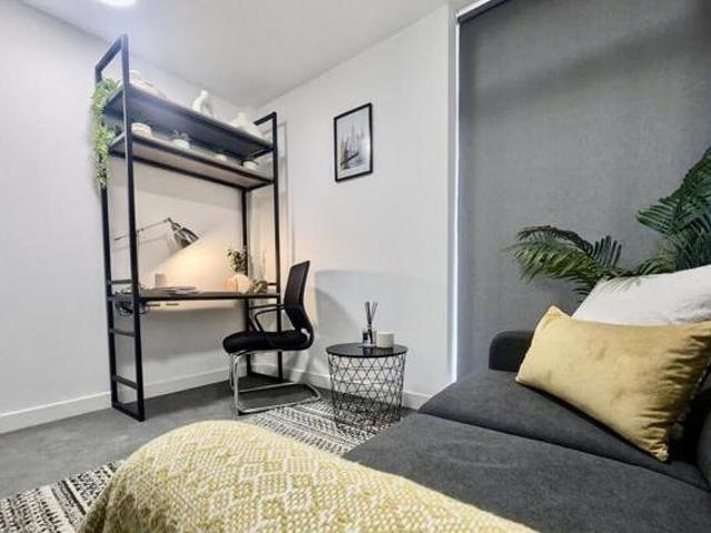 Deakin´s Yard, Brunswick Street, 5 Bedroom Flat