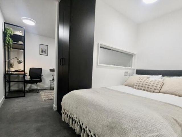 Deakin´s Yard, Brunswick Street, Studio Flat For