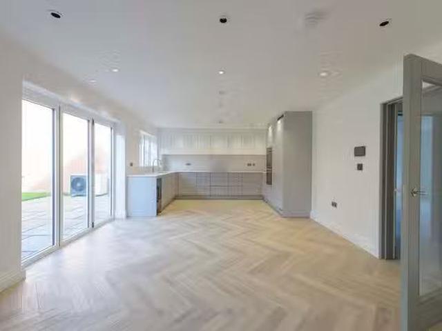 Nice Detached house to rent in Carpenters Meadow, Cranbrook TN17