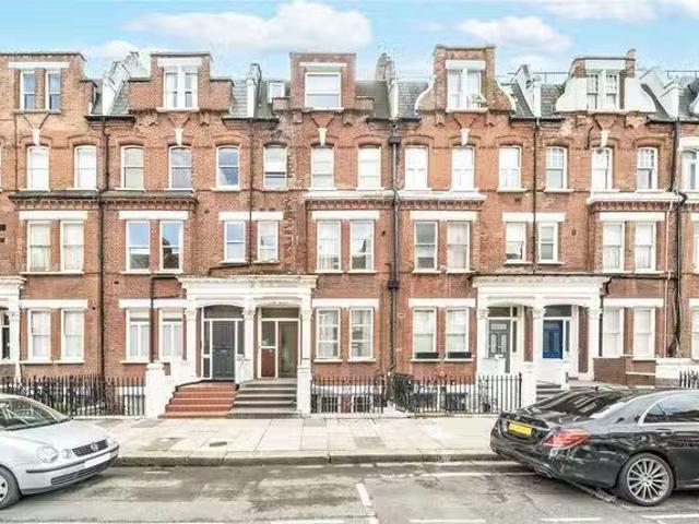 Just in! Flat to rent in Comeragh Road, West Kensington W14