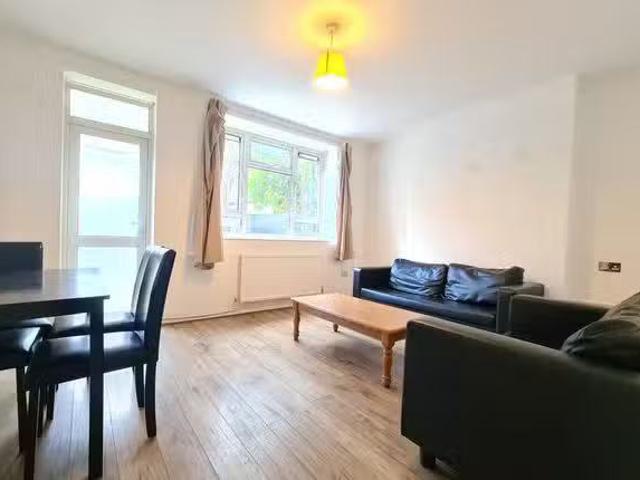 Cheap Flat to rent in Solander Gardens, London E1