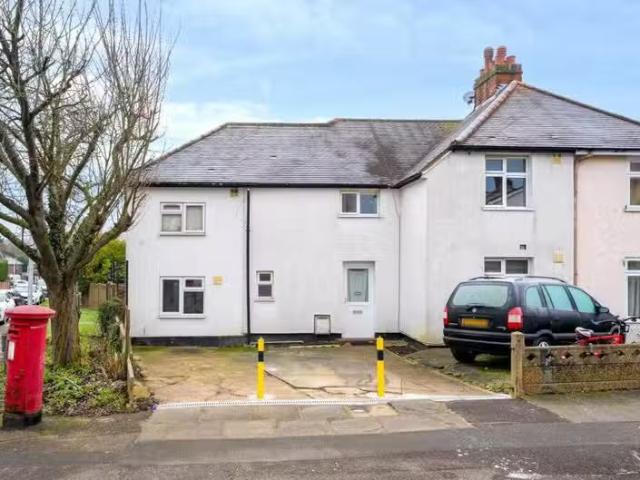 Just in! House share for rent in Greenstead Avenue, Woodford G.