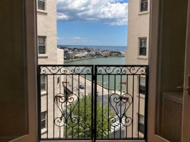 Deal Lake Dr Apt F, Asbury Park, Condo For Sale