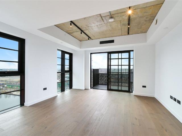 Deal Porters Way, London SE16, 1 bed flat to rent, £2,900 pcm | PrimeLocation