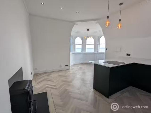New Property to rent in 26/7, Promenade, Edinburgh, EH15 1HH