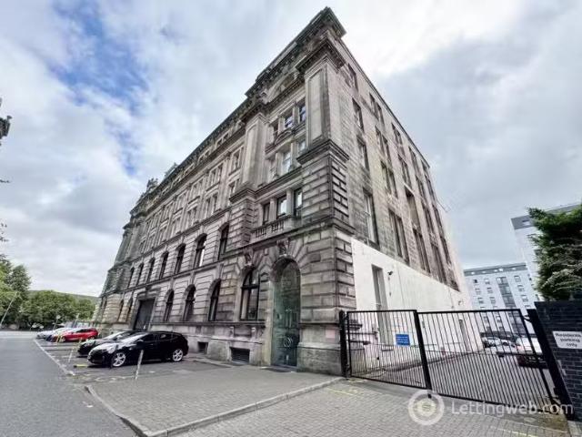 Deal! Property to rent in 33 Dalintober Street, Tradeston, Gla.