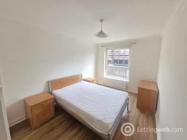 Nice Property to rent in Berkeley Street, Glasgow