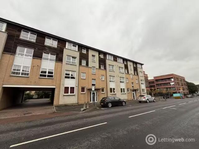 New Property to rent in Ground 2, 31 Napiershall Street, Glasg.