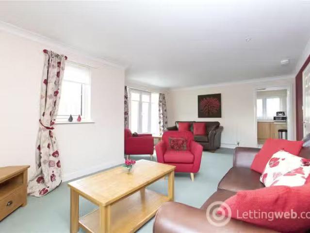 Unique Property to rent in Fairway House, Chambers Place, St A.