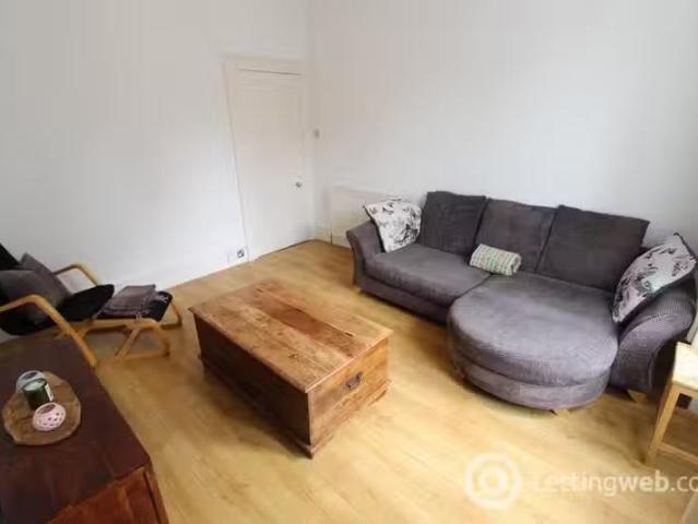 Deal! Property to rent in Howburn Place Top Right, Flat, AB11