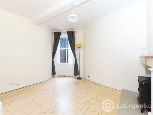 Just in! Property to rent in Leslie Place, Edinburgh, EH4