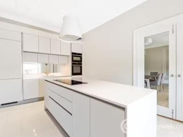 Unique Property to rent in Melville Street, Edinburgh, EH3