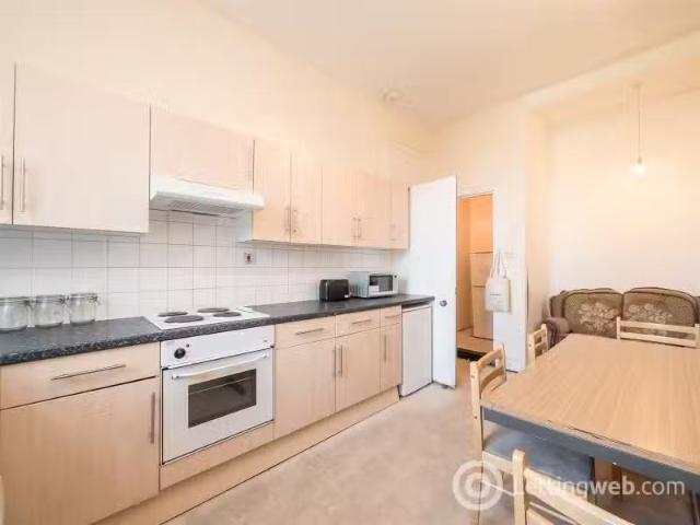 Cheap Property to rent in Polwarth Gardens, Edinburgh, EH11