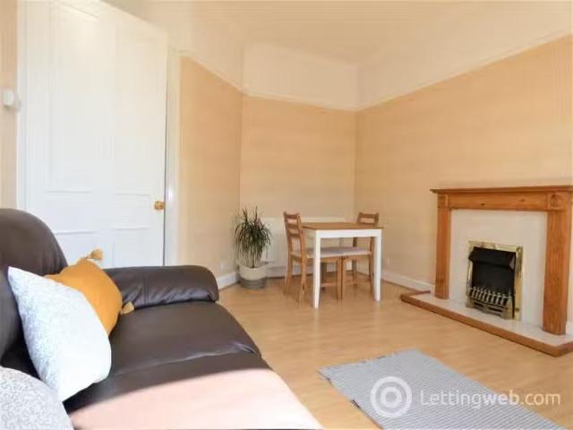 Unique Property to rent in Westfield Road, Gorgie, Edinburgh.