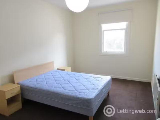 Nice Property to rent in Tay Square, Dundee, DD1 1PB