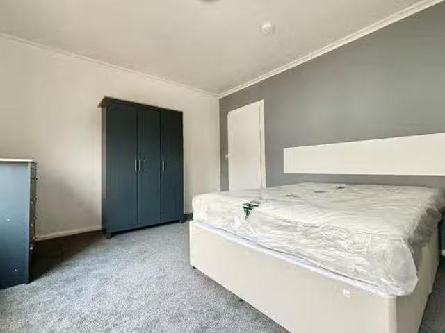 Cheap Studio to rent in Barnsole Road, Gillingham ME7