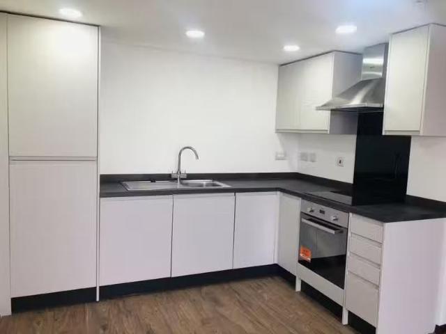 Nice Studio apartment for rent in Solihull Heights, Sheldon, B26