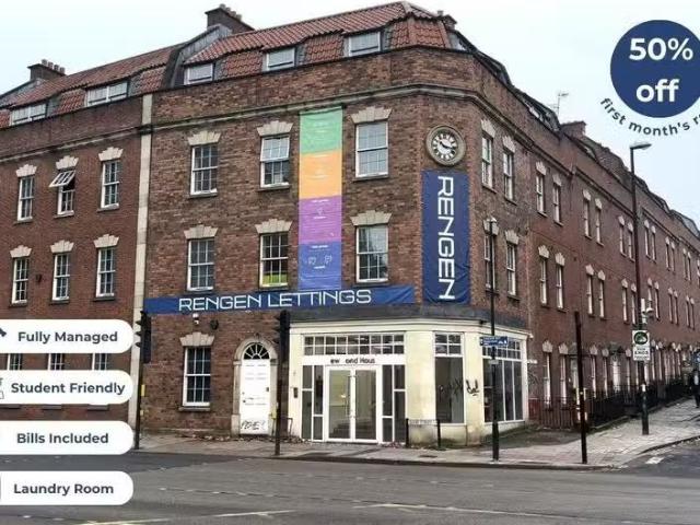 Unique Studio flat for rent in Bond Street, Bristol, BS2