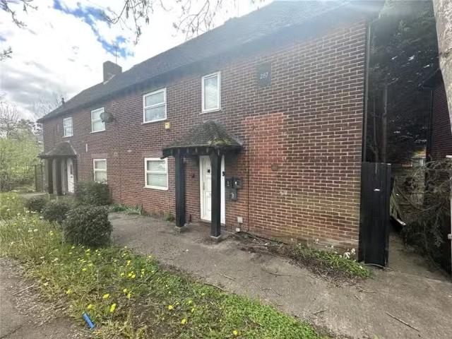 Deal! Studio flat for rent in Harborne Lane, Birmingham, B17