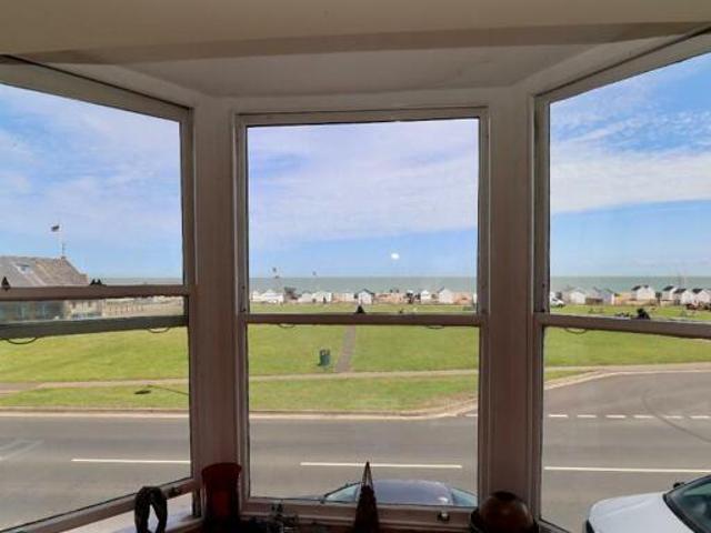Deal, The Strand, Walmer, 2 Bedroom End