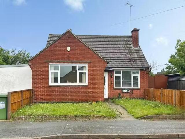 For Rent! 1 BA 3 bedroom Detached Bungalow to rent, Wardens Wa.
