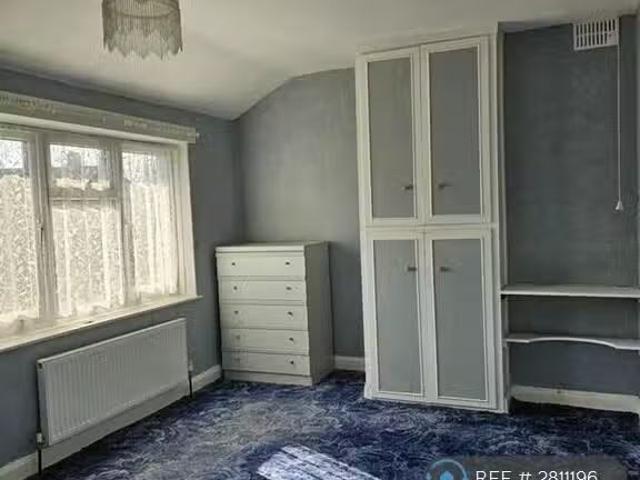 Nice 1 BA 3 bedroom end of terrace house for rent in Detuyll S.