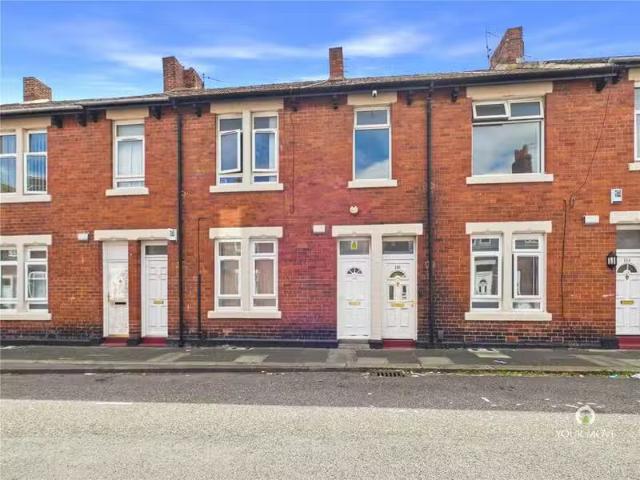 Unique 1 BA 3 bedroom Flat to rent, Laurel Street, Wallsend, N.