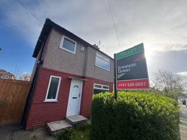 Unique 1 BA 3 bedroom house for rent in Dover Road, Maghull, L.