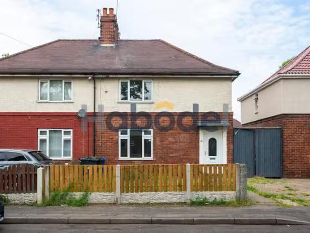 For Rent! 1 BA 3 bedroom semi detached house for rent in Warre.