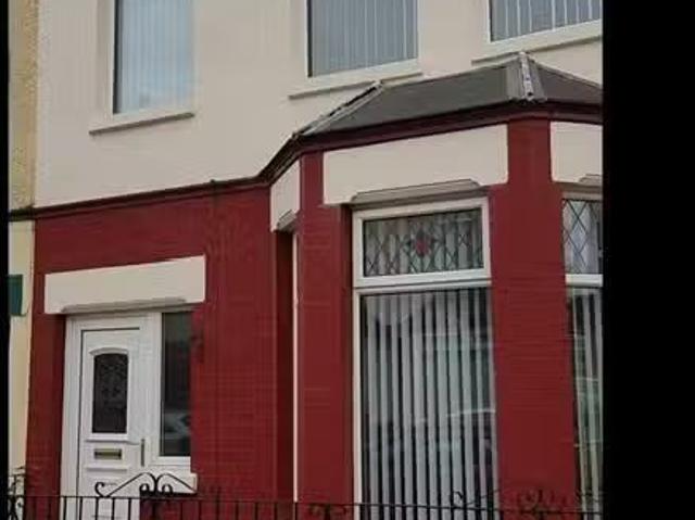 Unique 1 BA 3 bedroom terraced house for rent in Torus Road, L.