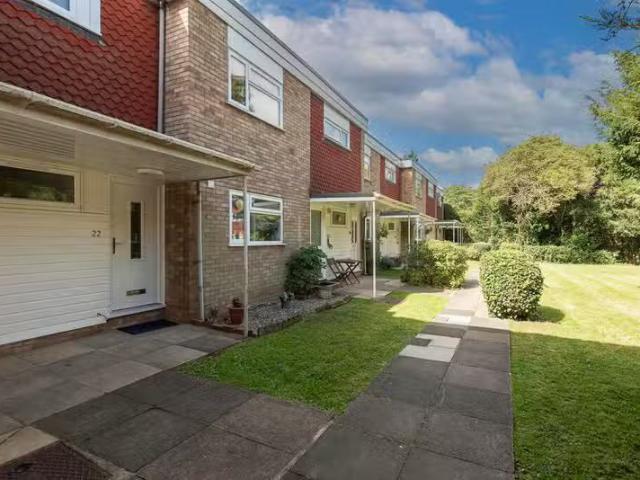 Deal! 1 BA 1 bedroom maisonette for rent in The Cedars, Milton.