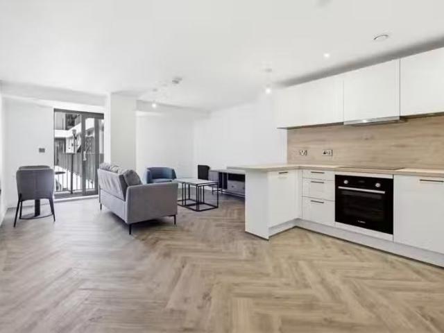 Deal! 1 BA 1 bedroom apartment for rent in 30 St. Pauls Square.