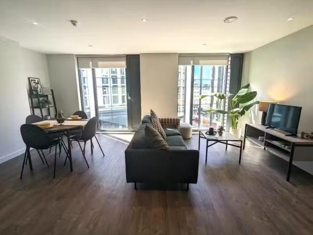 Deal! 1 BA 1 bedroom apartment for rent in Wood Street, Cardif.