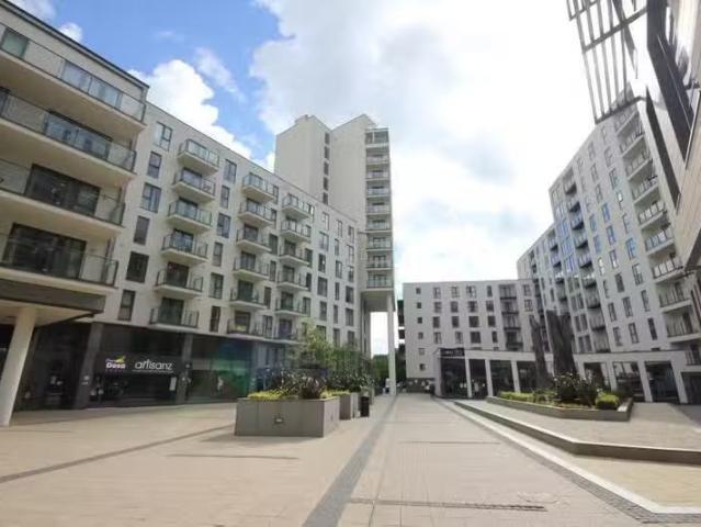 Unique 1 BA 1 bedroom apartment for rent in Woking, Surrey, GU22