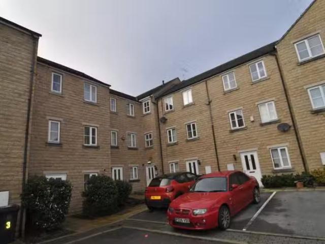 Just in! 1 BA 1 bedroom apartment for rent in Brackenhill Mews.