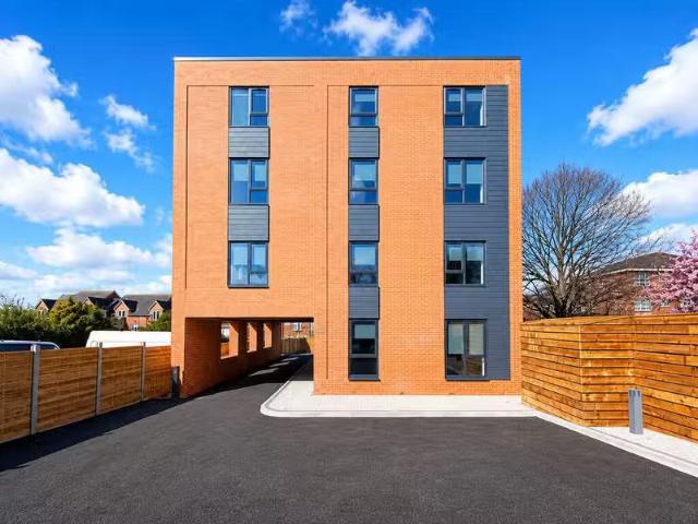 Deal! 1 BA 1 bedroom apartment for rent in Gravelly Hill, Erdi.