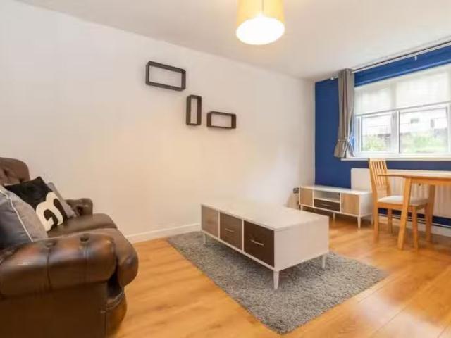 Just in! 1 BA 1 bedroom apartment for rent in Richard Lighton.