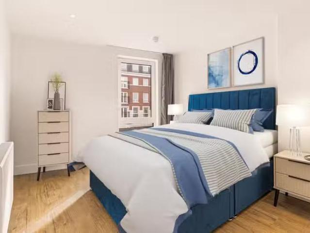 Nice 1 BA 1 bedroom apartment for rent in Station Approach, Ep.